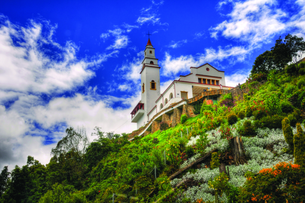 El gran mirador de la capital colombiana - Passport Travel Magazine